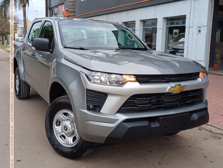 CHEVROLET S10 2.8 WORK TRUCK 4X2 DC 6MT OKM