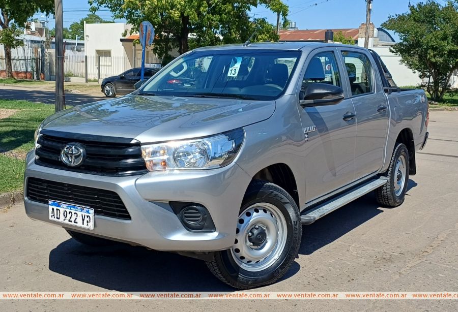 TOYOTA HILUX 2.4 TDi DX DC 4x4 6MT L/16 2019 FINAN
