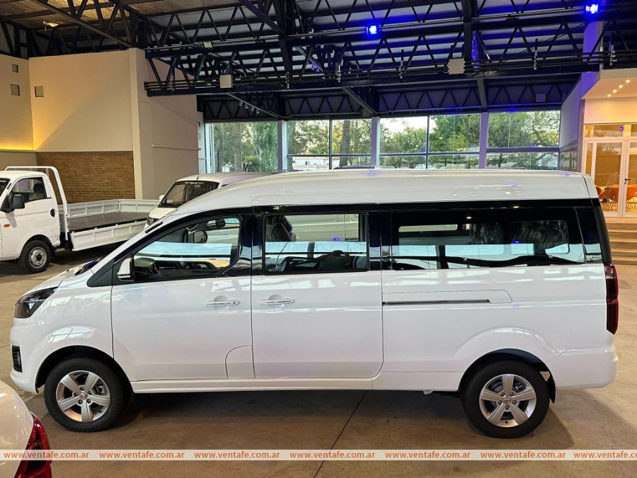 SHINERAY SRM M7 2.0 Nafta M/T 9 Pasajeros 0Km My25