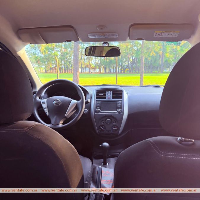 Versa AT 2019 Automático