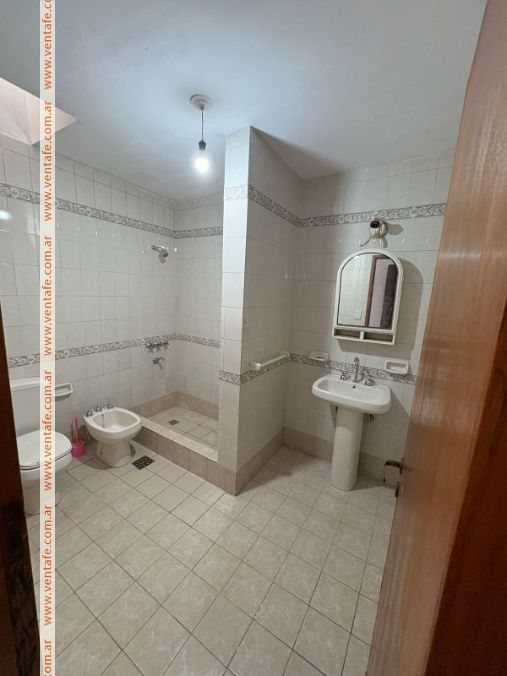 Alquilo Dpto Interno B Candioti 2 Dorm - Amp Patio
